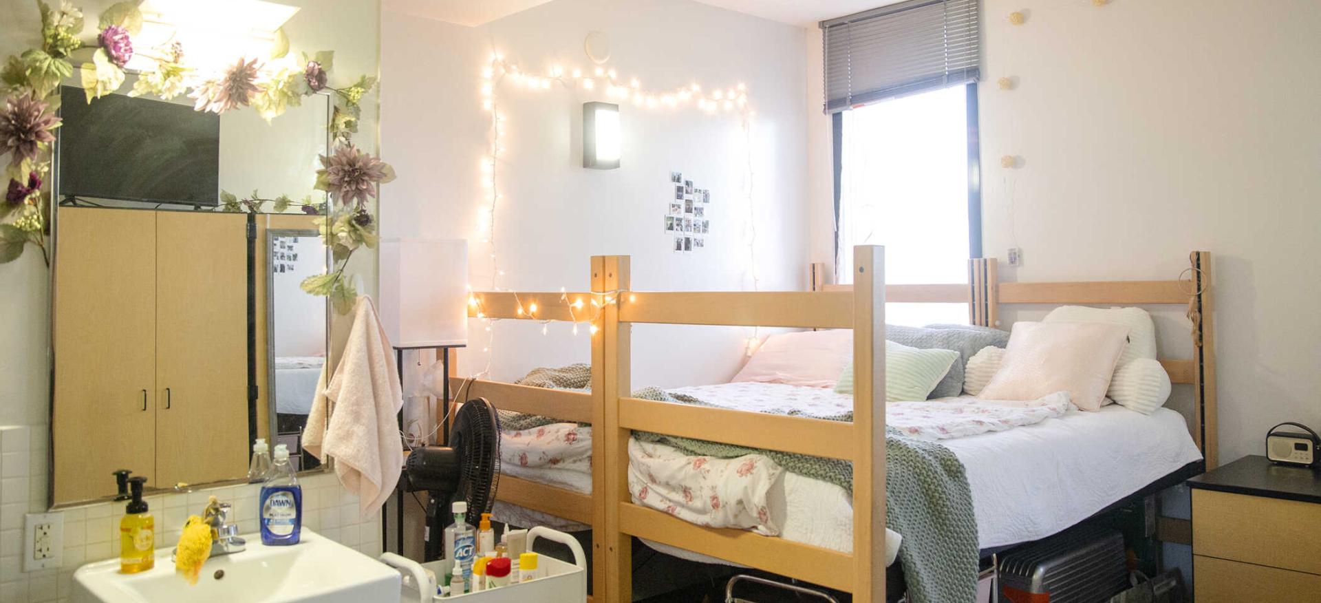 5 Tips for Making Your Res Hall Room Your Own