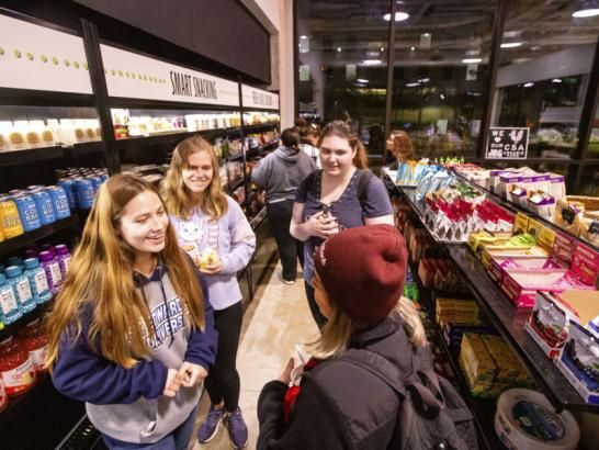 Dining Options | St. Edwards University in Austin, TX